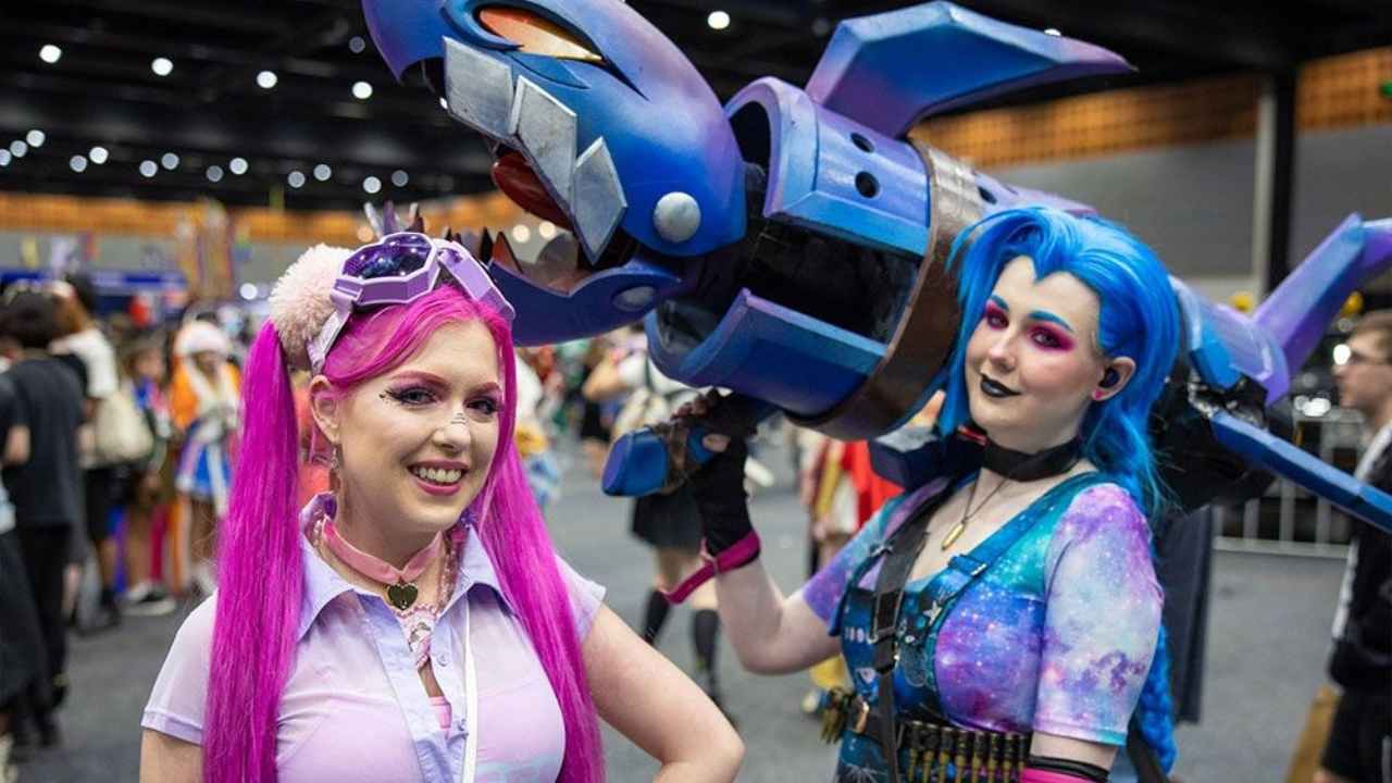 Supanova Comic Con & Gaming: Brisbane - Farringdon Jets